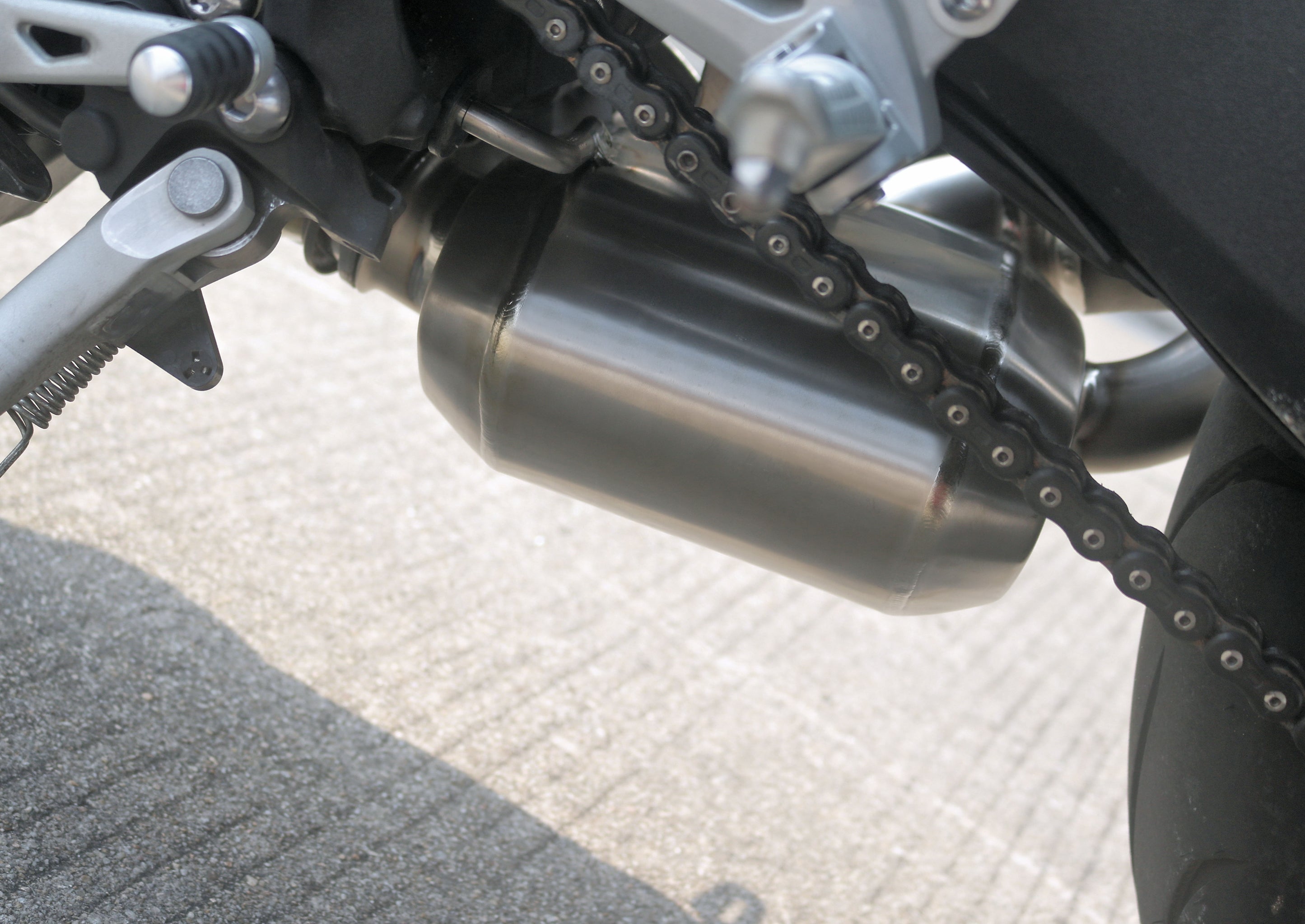 Triumph Speed Triple 1200RS & RR Bimodal Titanium Stealth Slip-On Muff ...