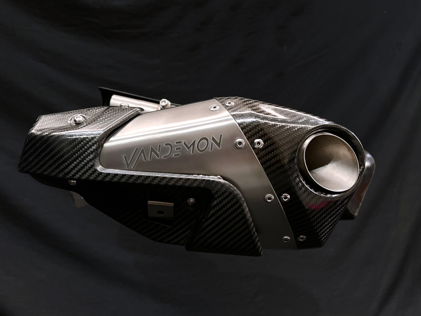 Triumph Rocket 3R, GT and Storm Titanium Slip-On Mufflers 2019-2026 ...